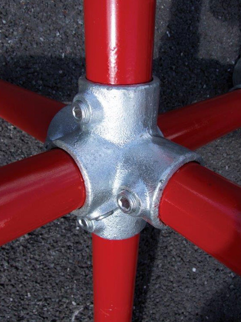 Global Walkway 158 4way Cross Pipeclamp